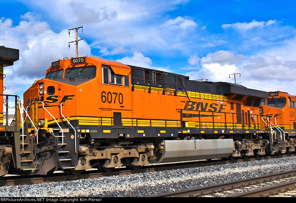 BNSF 6060